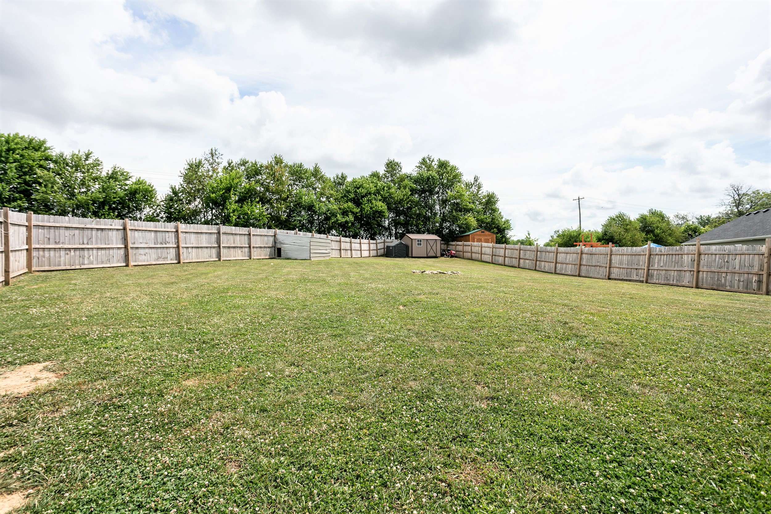 30 Commander Court – Springfield – The Lancaster Agency