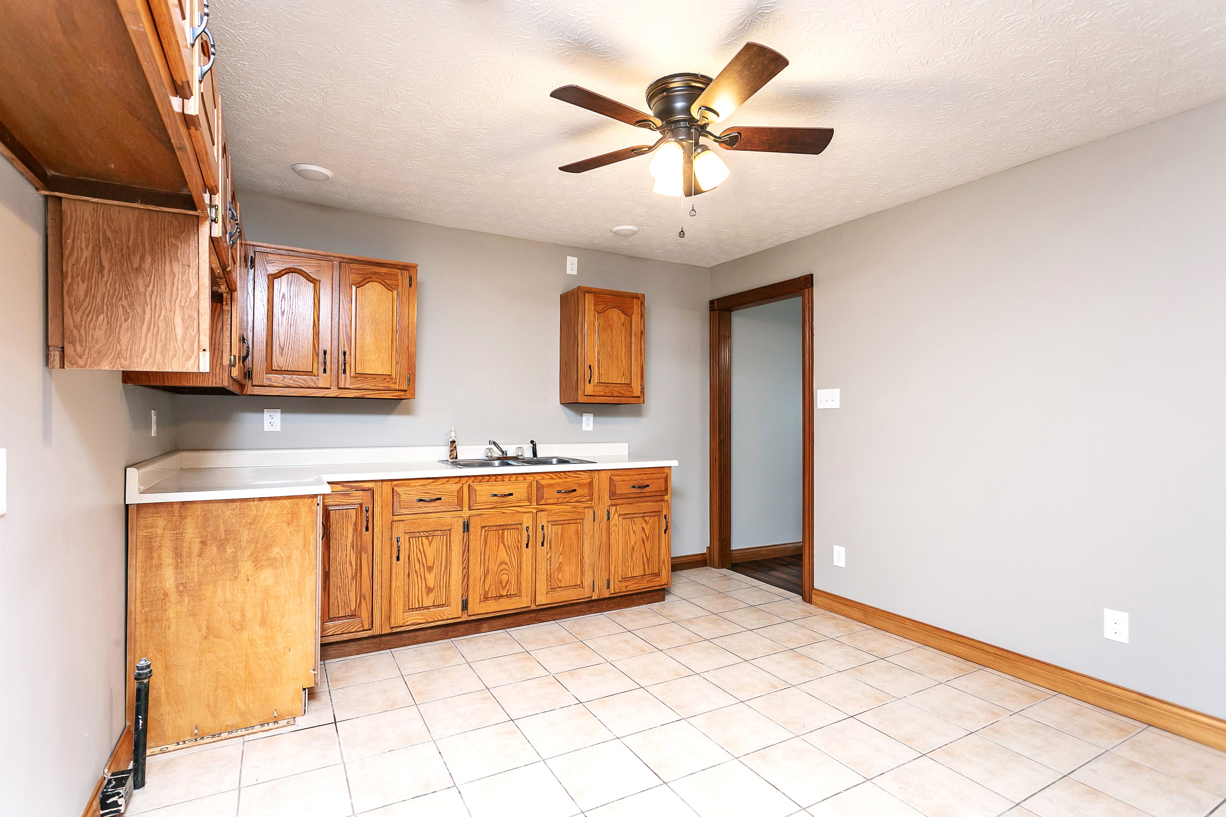 95 Holy Cross Road – Loretto – The Lancaster Agency