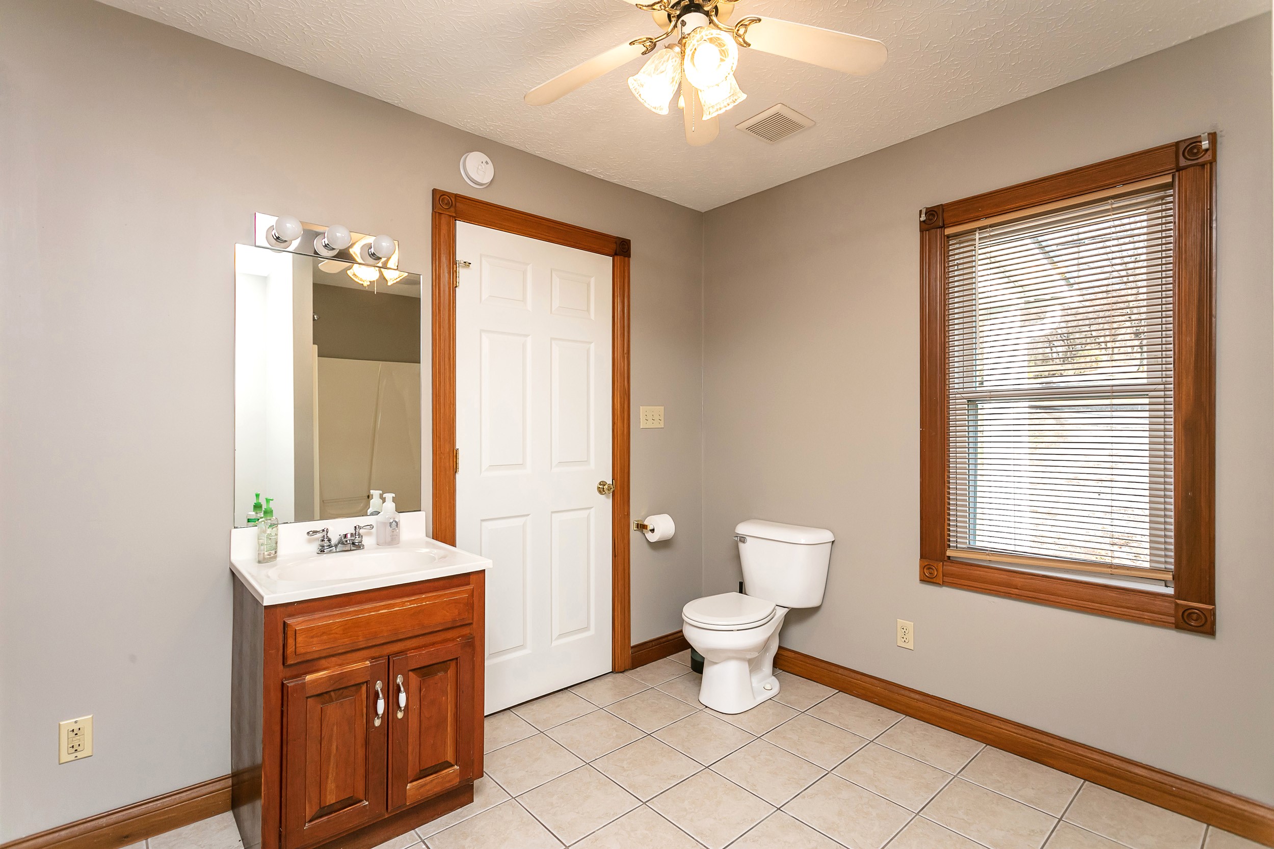 95 Holy Cross Road – Loretto – The Lancaster Agency